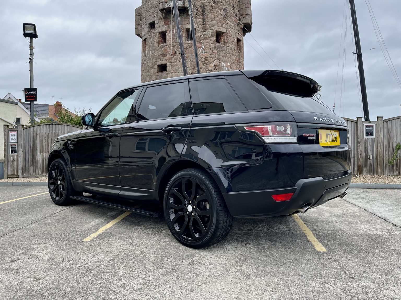 2015 Range Rover Sport HSE Dynamic | Polar Cars
